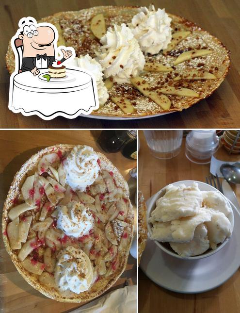 Famous Dutch Pancake Huis - Pannenkoeken Cafe, Chicago - Restaurant ...