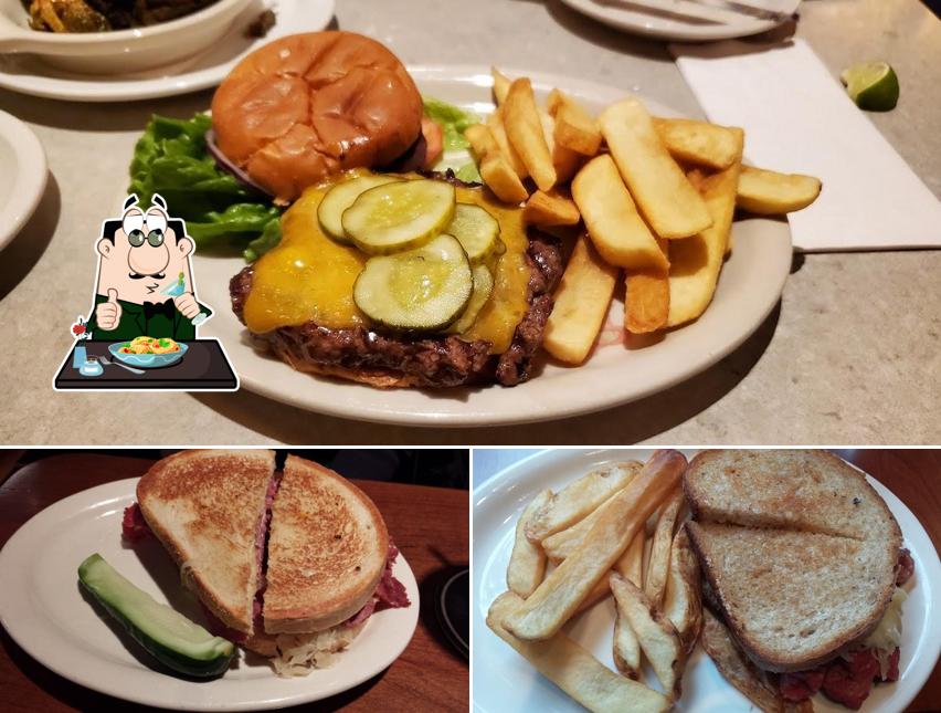 Red Hawk Bar & Grill, Ann Arbor - Restaurant menu, prices and reviews