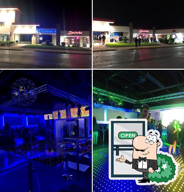 Terminal 5 Club, Schaumburg - Restaurant menu, prices and reviews