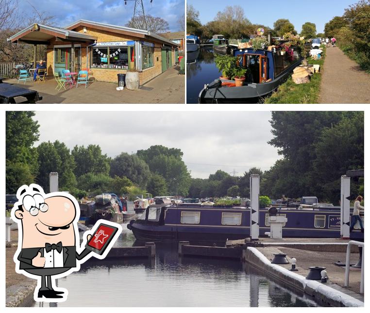 Stonebridge Lock Waterside Cafe (Dog friendly), London - Restaurant ...