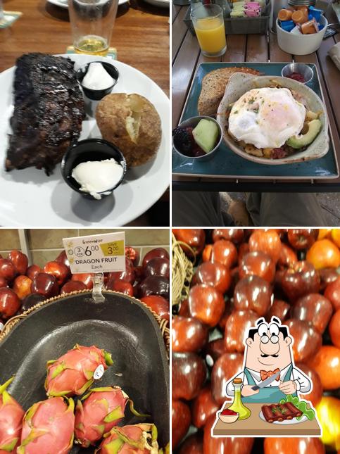 Boca Village Square, Boca Raton - Restaurant menu, prices and reviews