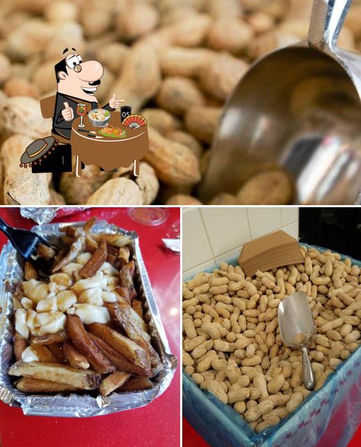 Five Guys, Montréal, Square-Victoria–OACI - Restaurant menu, prices and ...