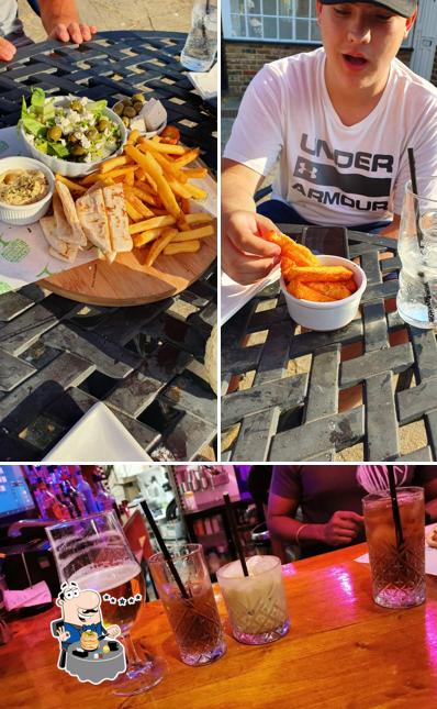 Arcade Lounge, Littlehampton - Restaurant menu, prices and reviews