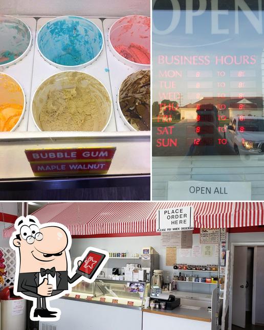 Ye Olde Ice Cream Parlor, Gimli - Restaurant menu, prices and reviews