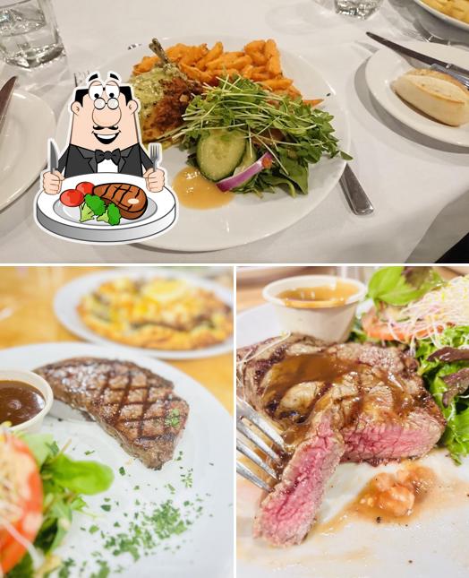 Emerald Lakes Golf Club, Carrara - Restaurant menu, prices and reviews