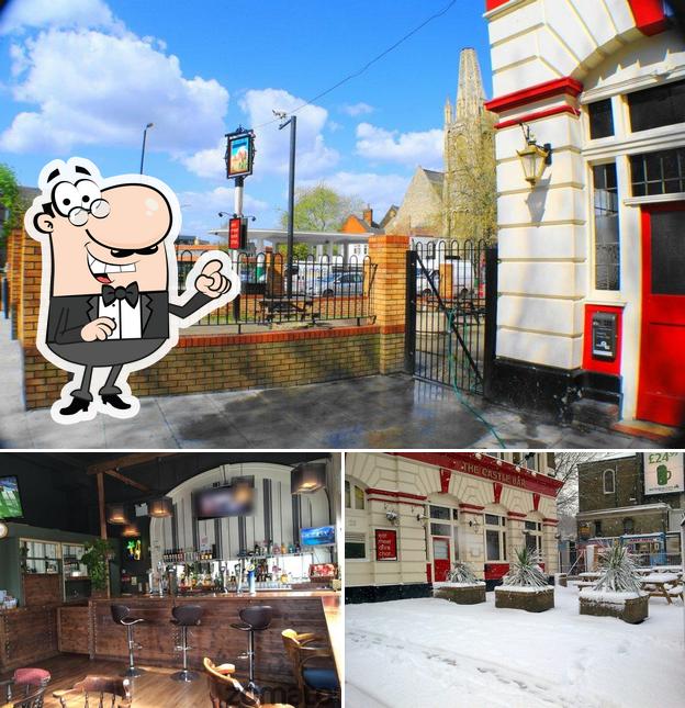 Castle Bar, London - Restaurant menu, prices and reviews