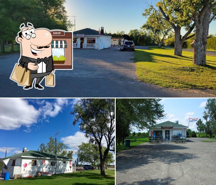 Lockview Fries, Iroquois - Restaurant menu, prices and reviews