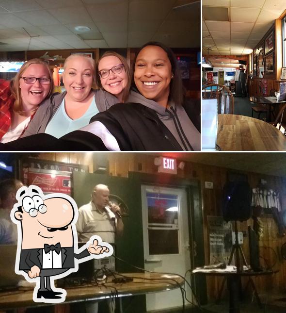The Seven Deuce, Tekonsha - Restaurant menu, prices and reviews