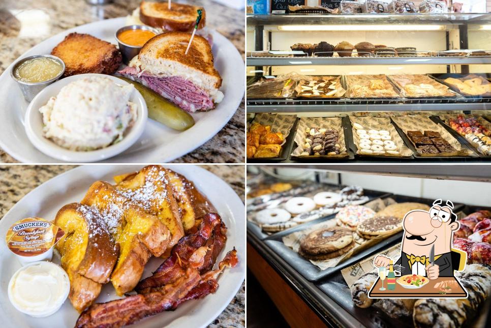 Flakowitz Bagel Inn, Boca Raton - Restaurant menu, prices and reviews