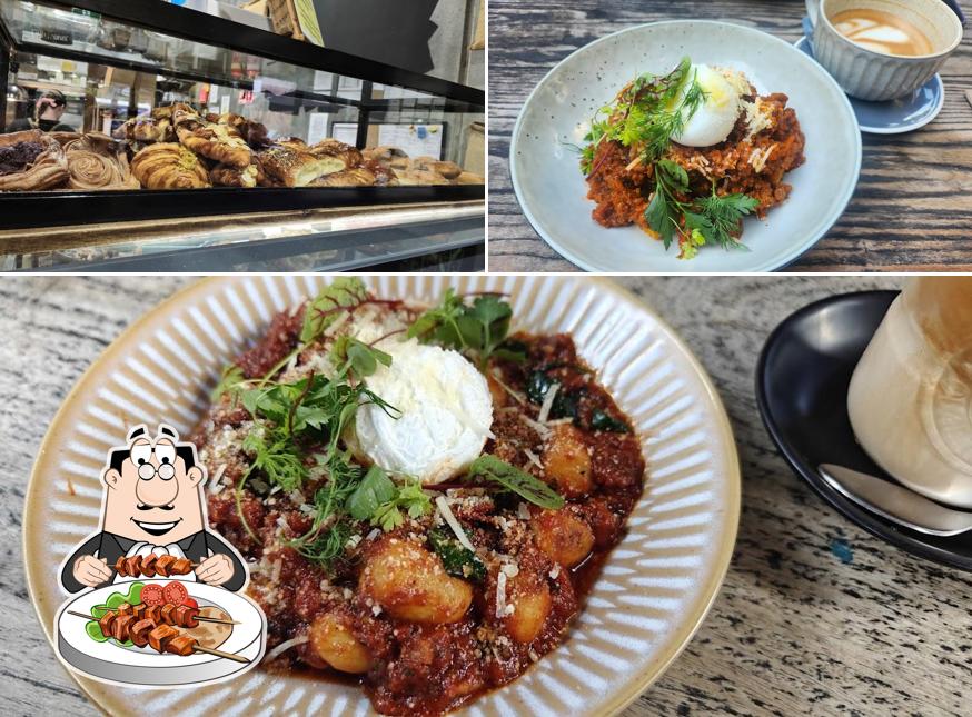 Farmhouse, Kedron Cafe, Kedron - Restaurant menu, prices and reviews