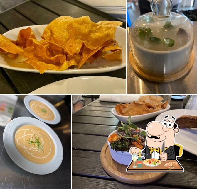MUSE Bar + Bistro, Clermont - Restaurant menu, prices and reviews