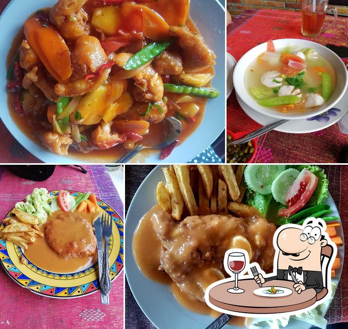 Top 5 restaurants in Tomok, january 2026 - Restaurant Guru