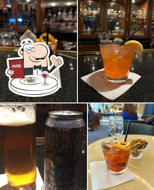 Chi Bar, Chicago, Grand - Restaurant menu, prices and reviews