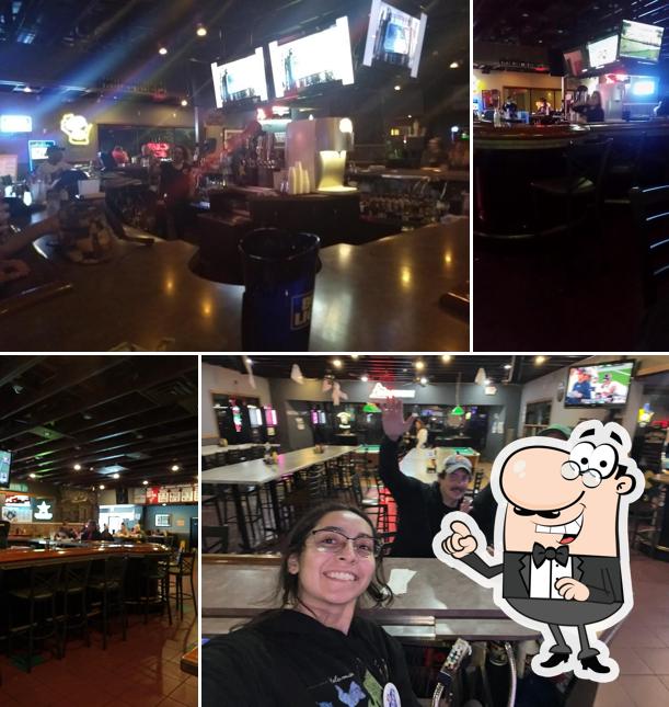 D2 Sports Pub, Green Bay - Restaurant menu, prices and reviews