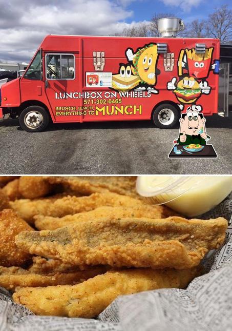 Best restaurants in Stonebridge at Potomac Town Center Mall ...