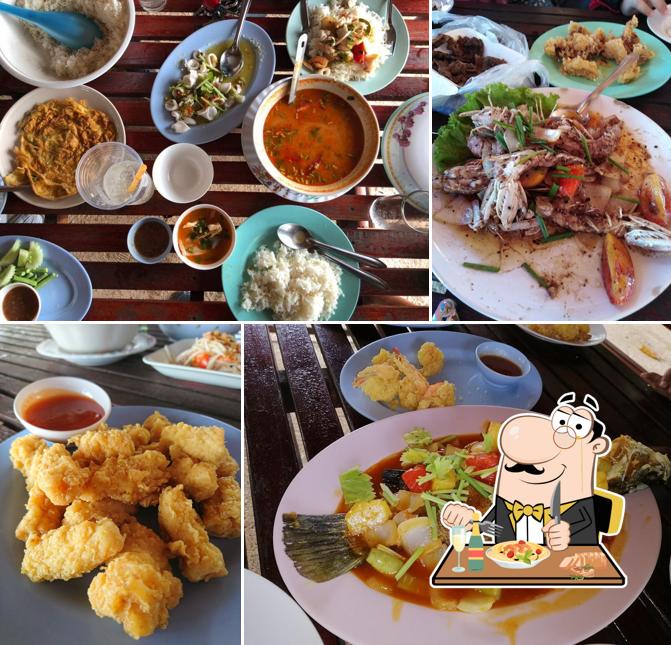 Paktam Seafood Tanjung Pauh, Satun, Tanyongpo - Restaurant menu, prices ...