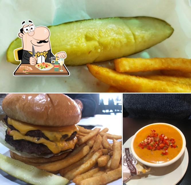 In Plane View, Milwaukee - Restaurant menu, prices and reviews