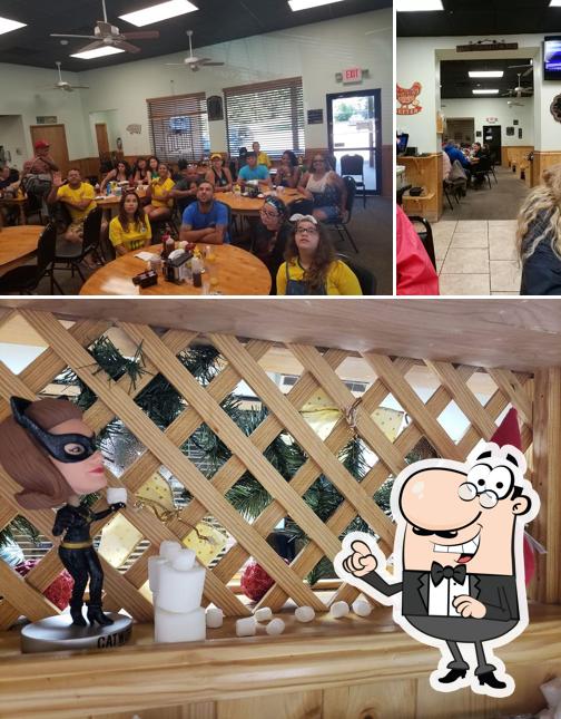 Bev's Burger Café, High Springs - Restaurant menu, prices and reviews