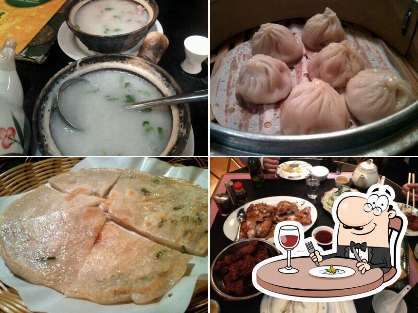 Congee Village, New York City - Restaurant menu, prices and reviews