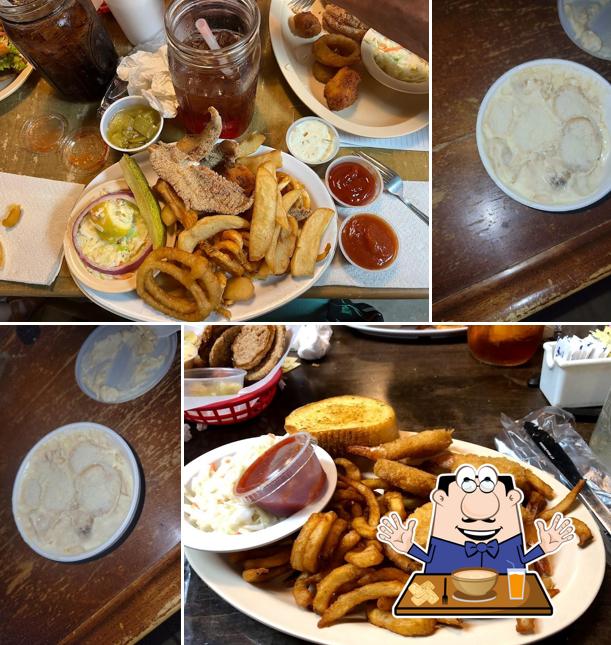 Wolf River Cafe, Rossville - Restaurant menu, prices and reviews