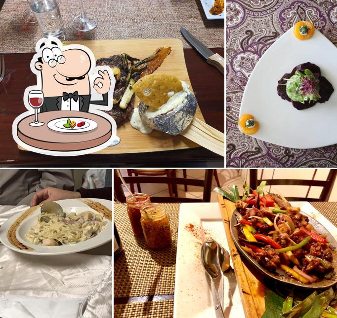 Cuatro Restaurant, Mexicali - Restaurant menu, prices and reviews