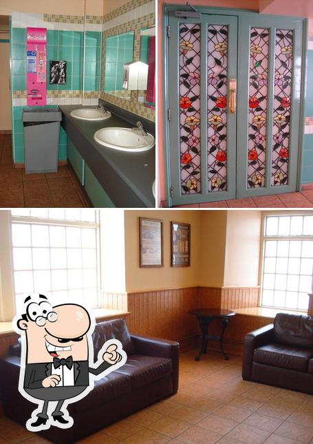 The Wyndham Arms - JD Wetherspoon, Bridgend - Restaurant menu, prices ...