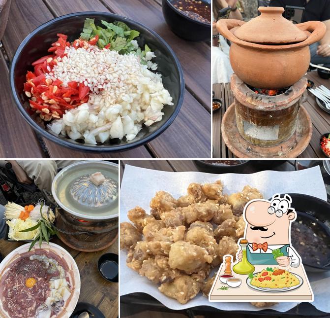 ฉำฉา Chamcha @ริมโมงค์, Bangkok - Restaurant menu, prices and reviews