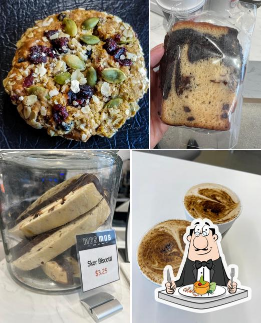 Mos Mos Coffee, Toronto, Queen - Restaurant menu, prices and reviews