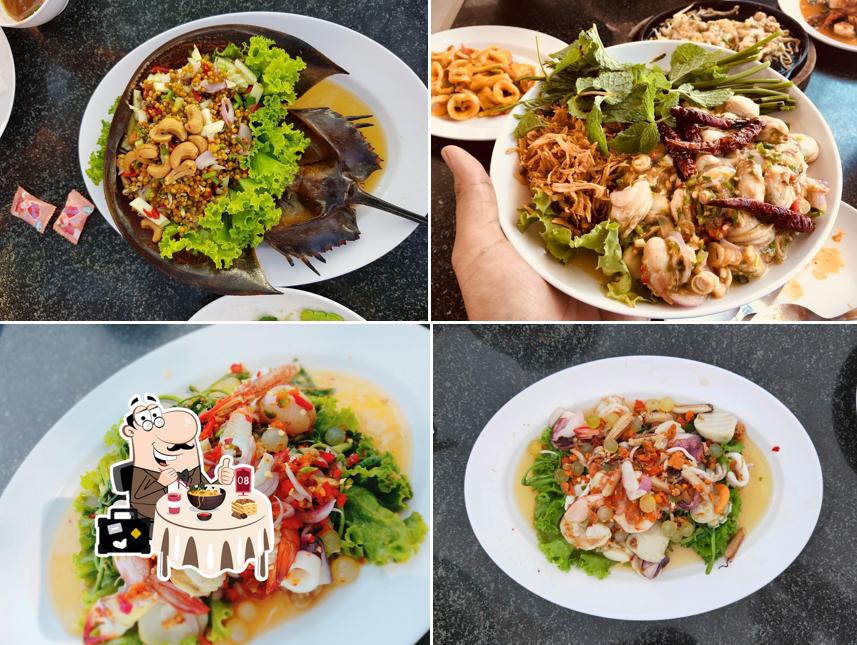 Moom Aroi Na Kluea, Pattaya - Restaurant menu, prices and reviews