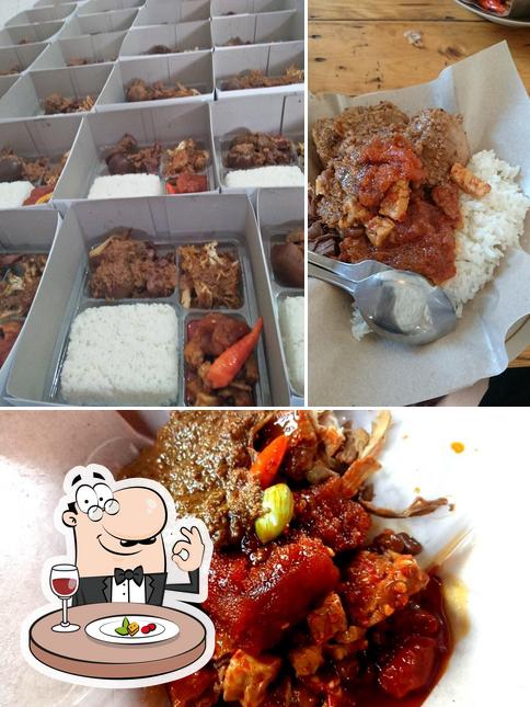Gudeg Wijilan Yogyakarta Hj. Yetty Semarang, Semarang - Restaurant menu ...