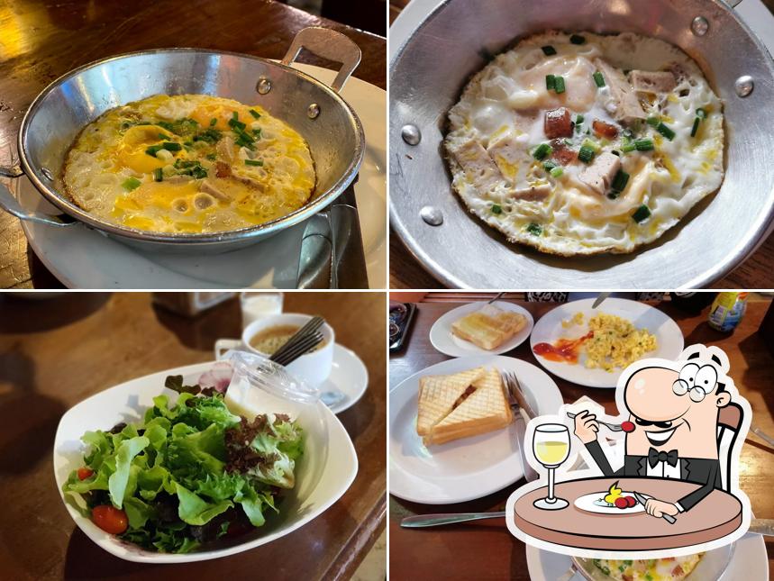 Top 2 restaurants with hamburgers in Ang Sila, january 2026 ...