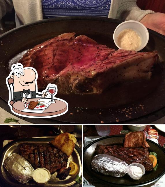 The Manhattan Saloon, Manhattan - Restaurant menu, prices and reviews