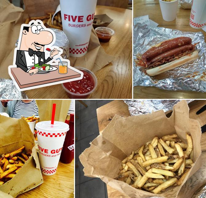 Five Guys Burgers and Fries Ashton Under Lyne, Ashton-under-Lyne ...