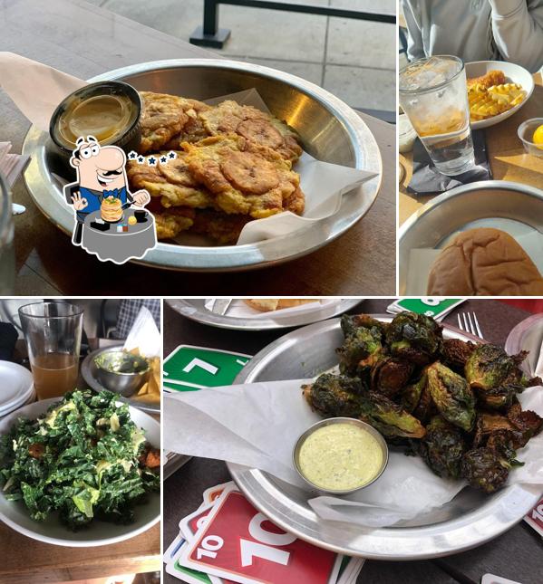 Delwood, Cincinnati - Restaurant menu, prices and reviews