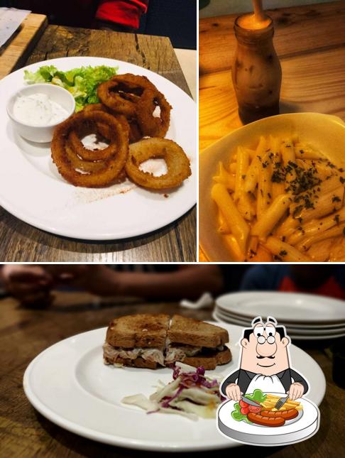 Writer's Café, Chennai - Restaurant menu, prices and reviews