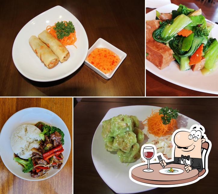 Yummy Bar, Hampton - Restaurant menu, prices and reviews