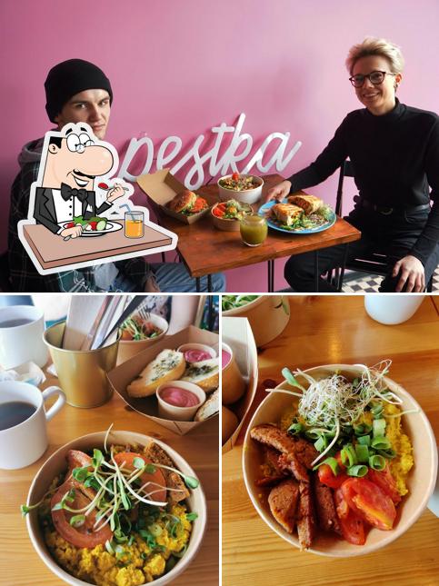 Avocado Vegan Pestka, Gdańsk - Restaurant menu, prices and reviews