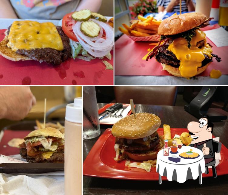 Hi-Pointe Drive-In, St. Louis - Restaurant menu, prices and reviews