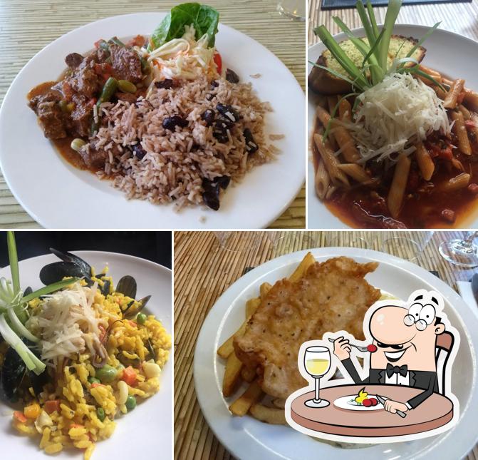 Top 7 restaurants with spicy chicken in Inverness, november 2025 ...