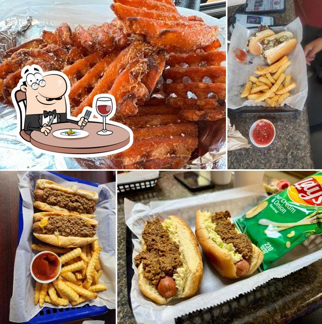 Hot Diggity Dogs, Thomasville - Restaurant menu, prices and reviews