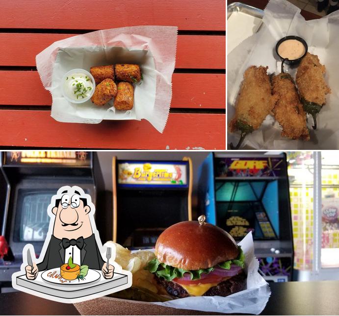Quarter Up Bar + Arcade, Akron - Restaurant menu, prices and reviews