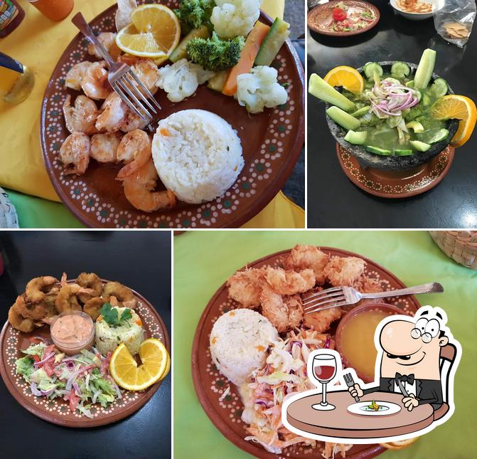 Mariscos Los Compadres, Tomatlán - Menú del restaurante, precios y reseñas