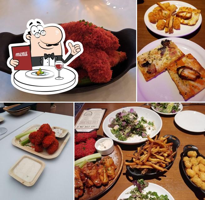Bounce Sporting Club, Chicago - Restaurant menu, prices and reviews