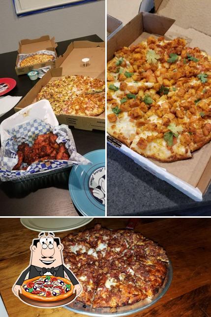 Tandoori Pizza - Tracy, Tracy - Restaurant menu, prices and reviews