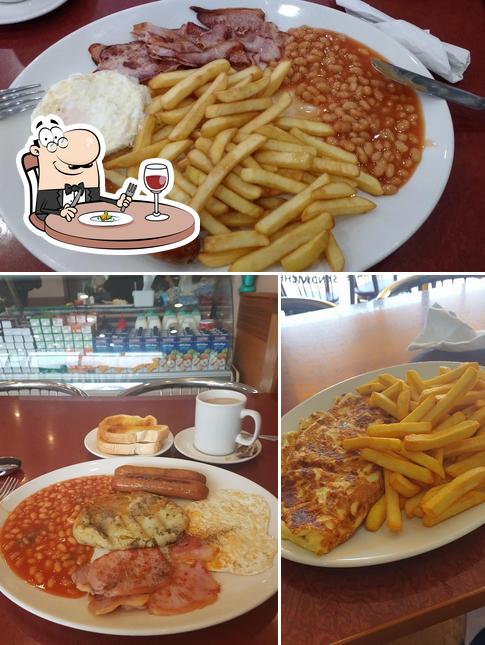 Woodhatch Café, Reigate - Restaurant menu, prices and reviews