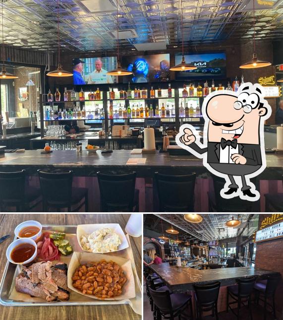 OAK'D BBQ, Addison - Restaurant menu, prices and reviews