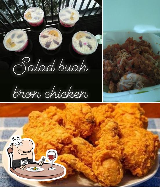 BRON CHICKEN ( Fried Chicken Ayam Geprek Sadas Chicken Saos Keju ...