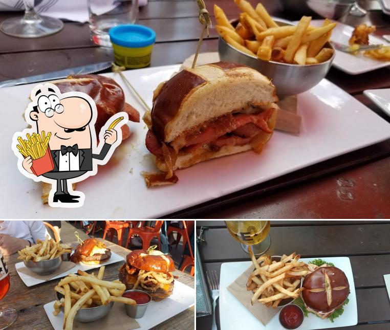 Empire Burgers + Brew, Naperville - Restaurant menu, prices and reviews