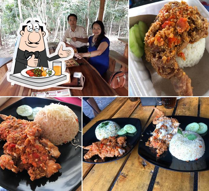 Dewata Agung Restaurant Candidasa, Sengkidu - Restaurant menu, prices ...