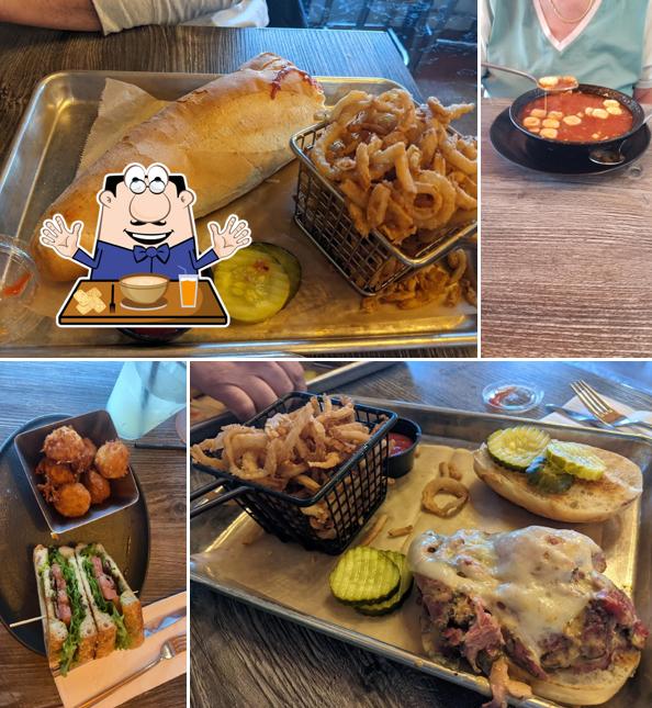 Pica's Pub and Grill, Methuen - Restaurant menu, prices and reviews